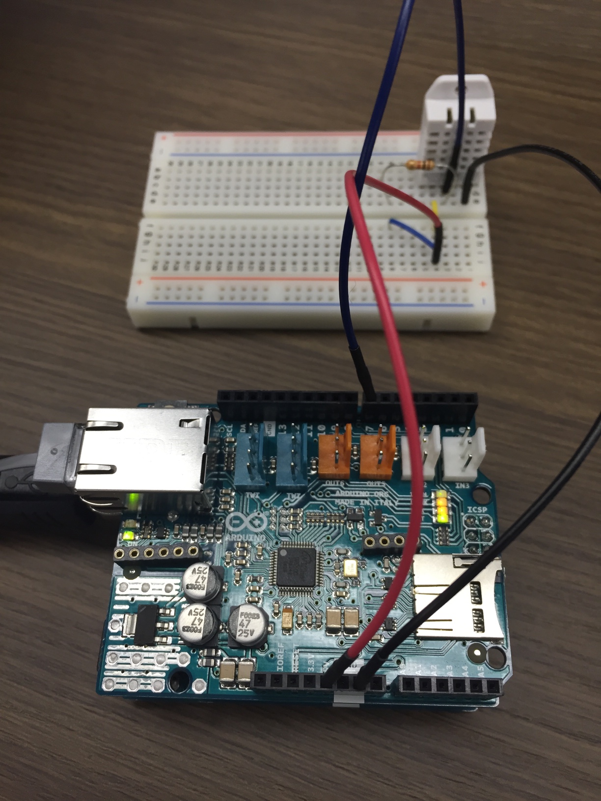 ArduinoとDatadogでオフィスの温度と湿度を可視化する